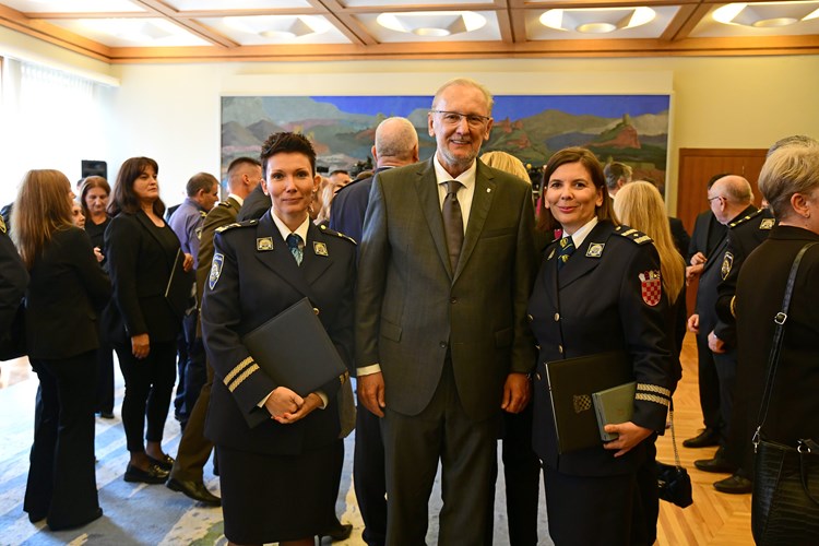 Ministarstvo unutarnjih poslova Republike Hrvatske - Predsjednik ...