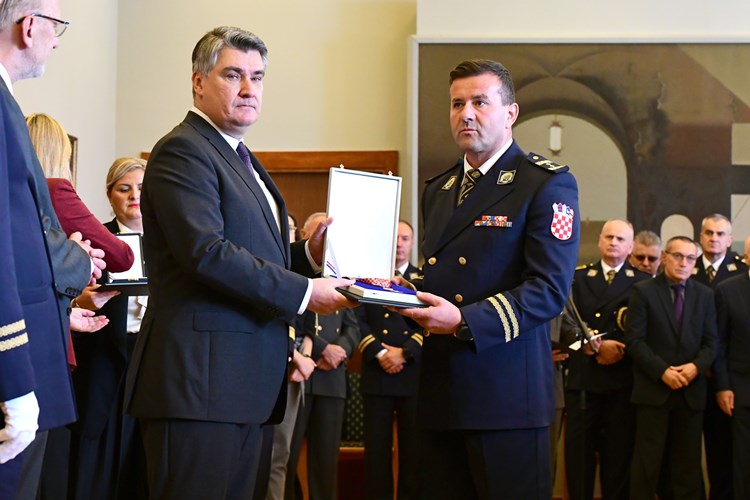Ministarstvo unutarnjih poslova Republike Hrvatske - Predsjednik ...