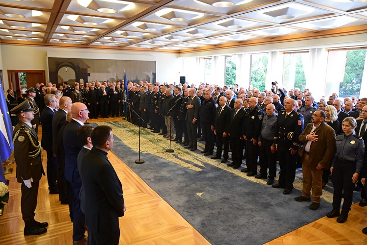 Ministarstvo unutarnjih poslova Republike Hrvatske - Predsjednik ...