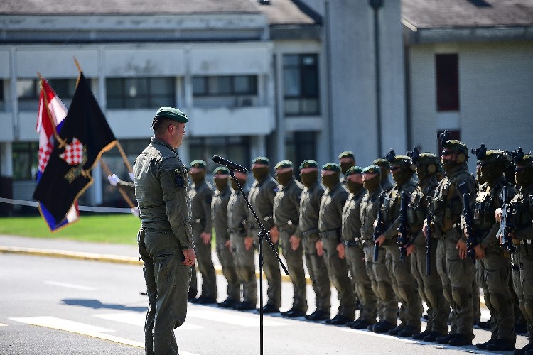 Ministarstvo unutarnjih poslova Republike Hrvatske - „DOMOVINA - ČAST ...