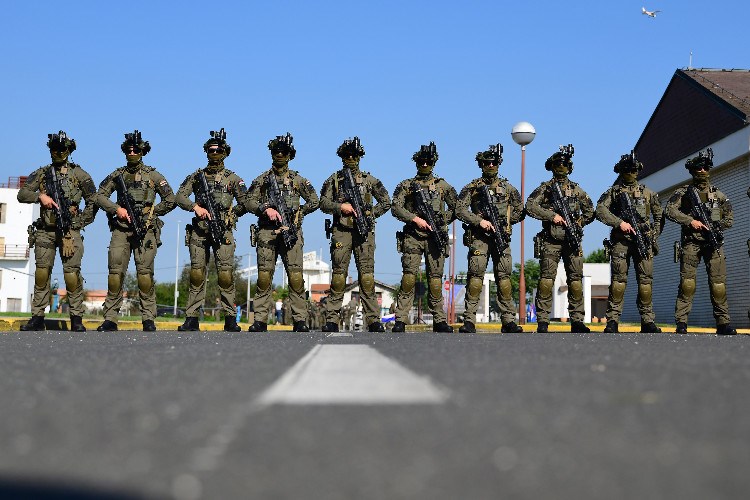 Ministarstvo unutarnjih poslova Republike Hrvatske - „DOMOVINA - ČAST ...