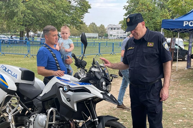 Ministarstvo unutarnjih poslova Republike Hrvatske - „Zajedno gradimo ...