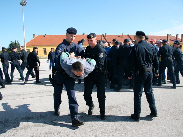 Ministarstvo unutarnjih poslova Republike Hrvatske - Interventna policija