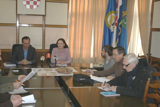 Ministarstvo unutarnjih poslova Republike Hrvatske - Sisak: "Razbijen ...